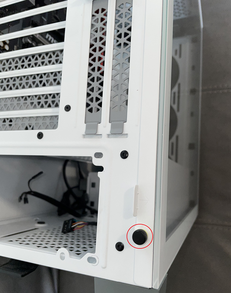 Instrukcja wymiany przedniego panelu wejściowego 4000D/X – Corsair